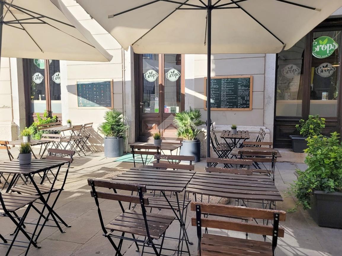 Negozio in vendita a Trieste