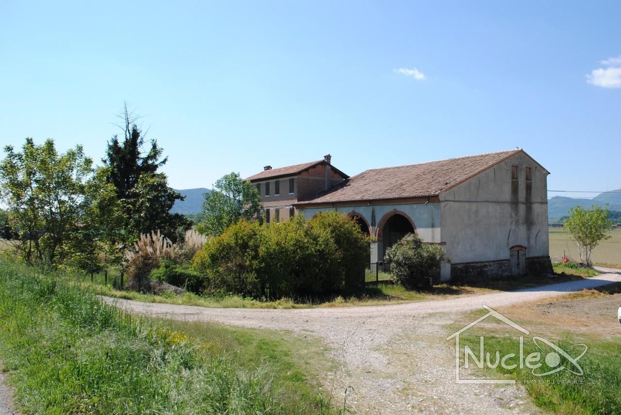 Casale in vendita a Pernumia