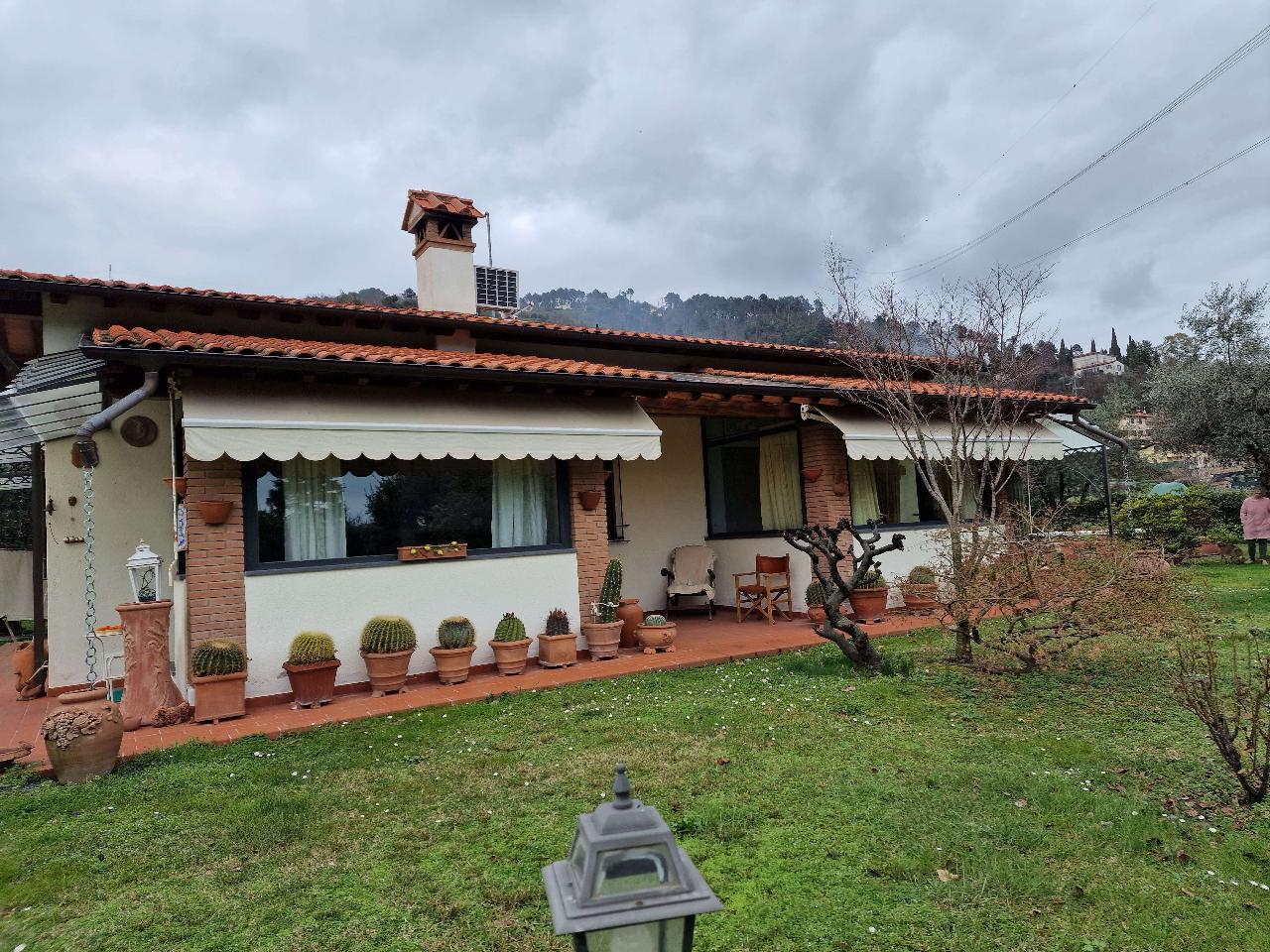 Villa unifamiliare in vendita a Seravezza