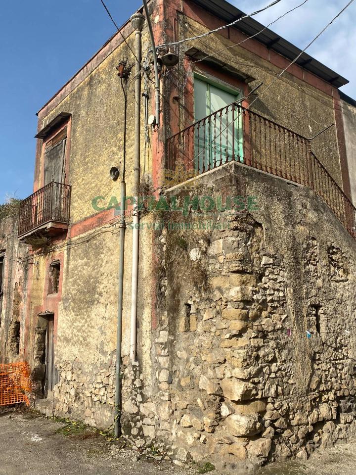Rustico in vendita a Palma Campania
