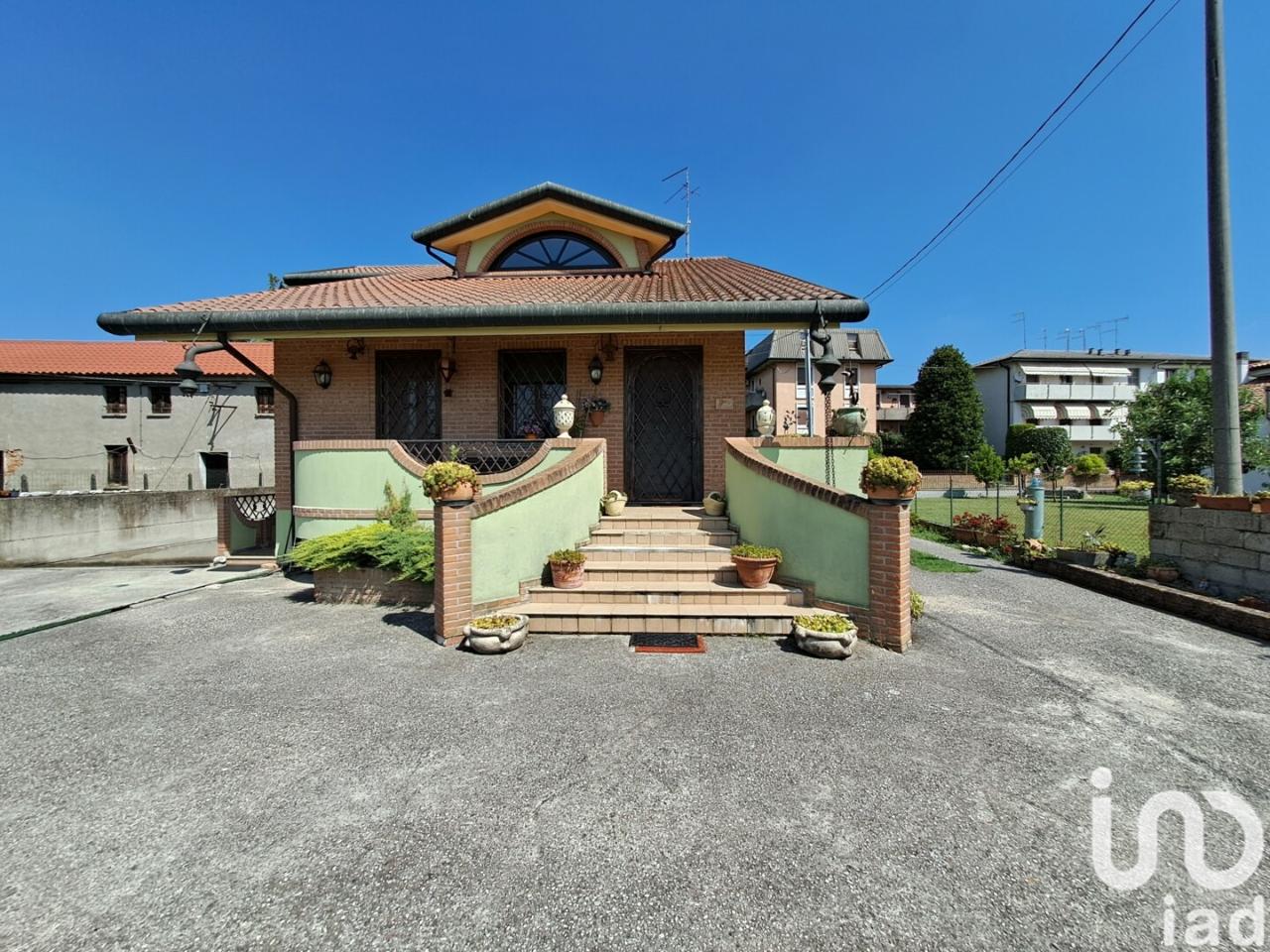 Villa in vendita a Ceregnano