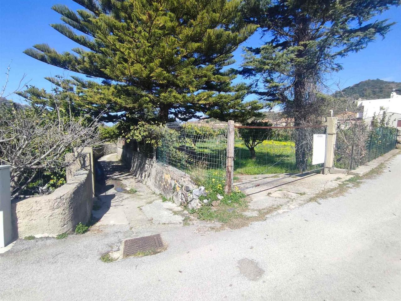 Terreno edificabile residenziale in vendita a Saponara