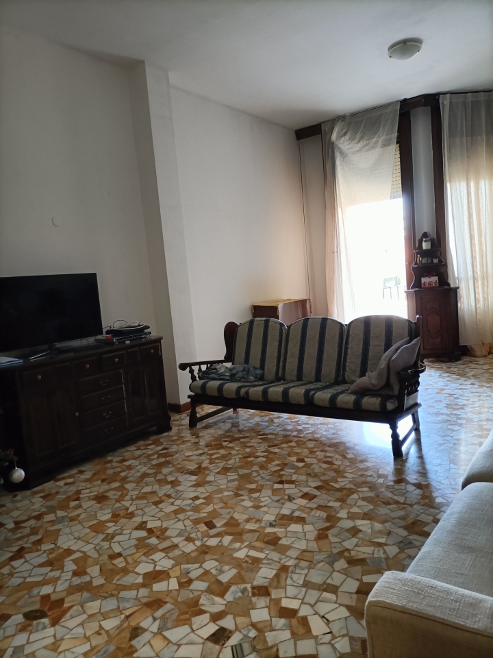 Appartamento in vendita a Legnano