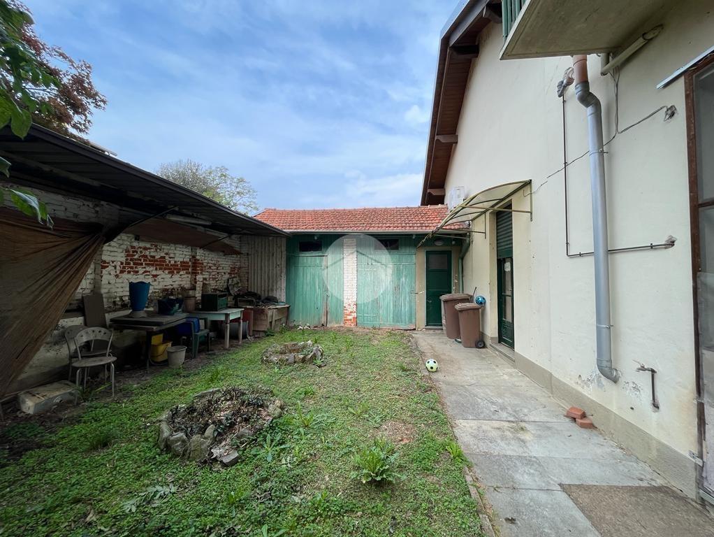 Casa indipendente in vendita a Benna