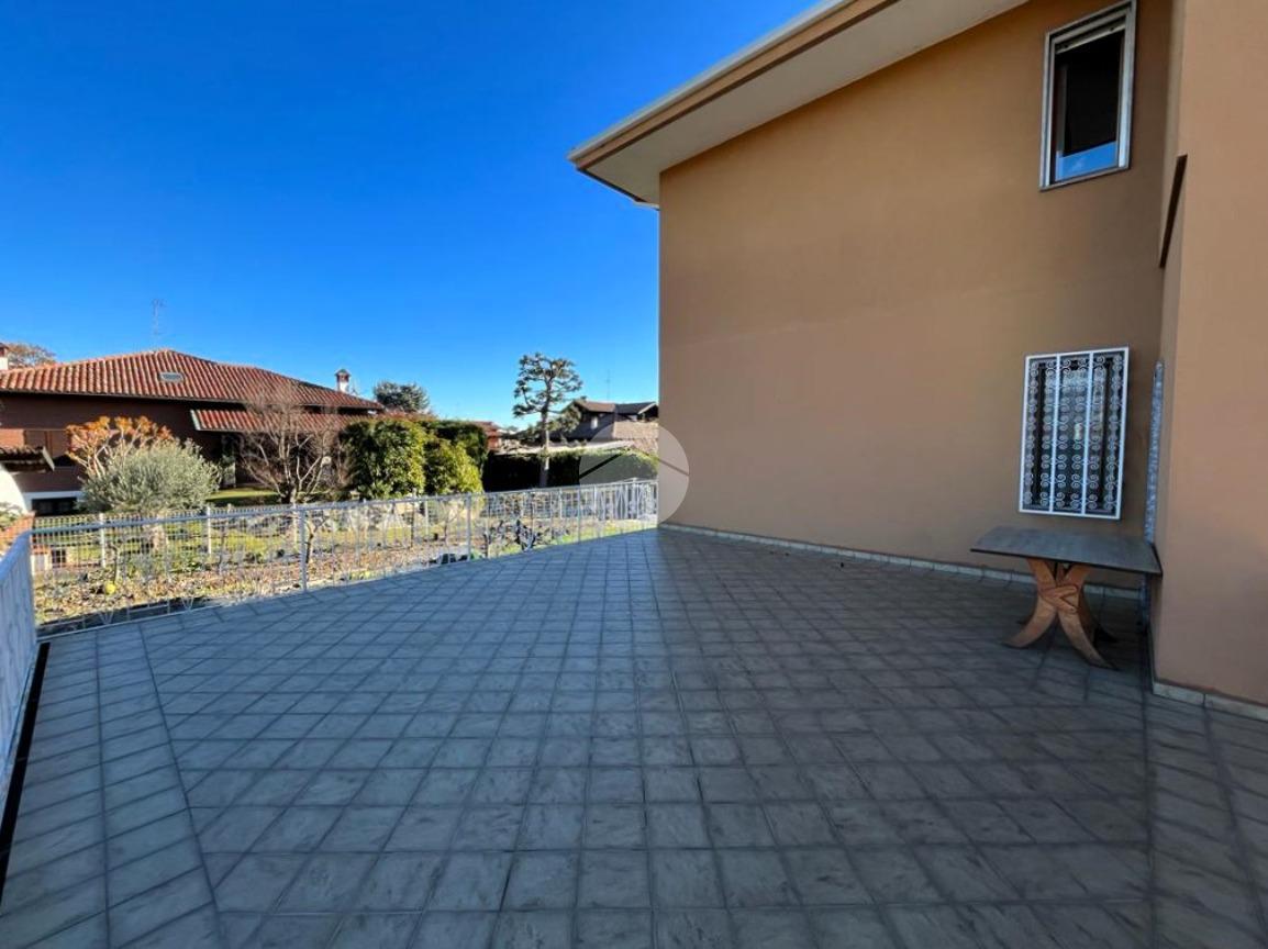 Villa in vendita a Candelo