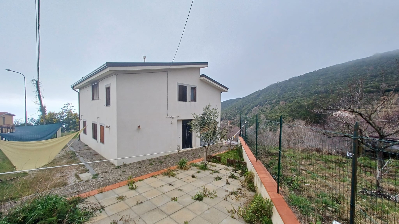 Casa indipendente in vendita a Pisciotta