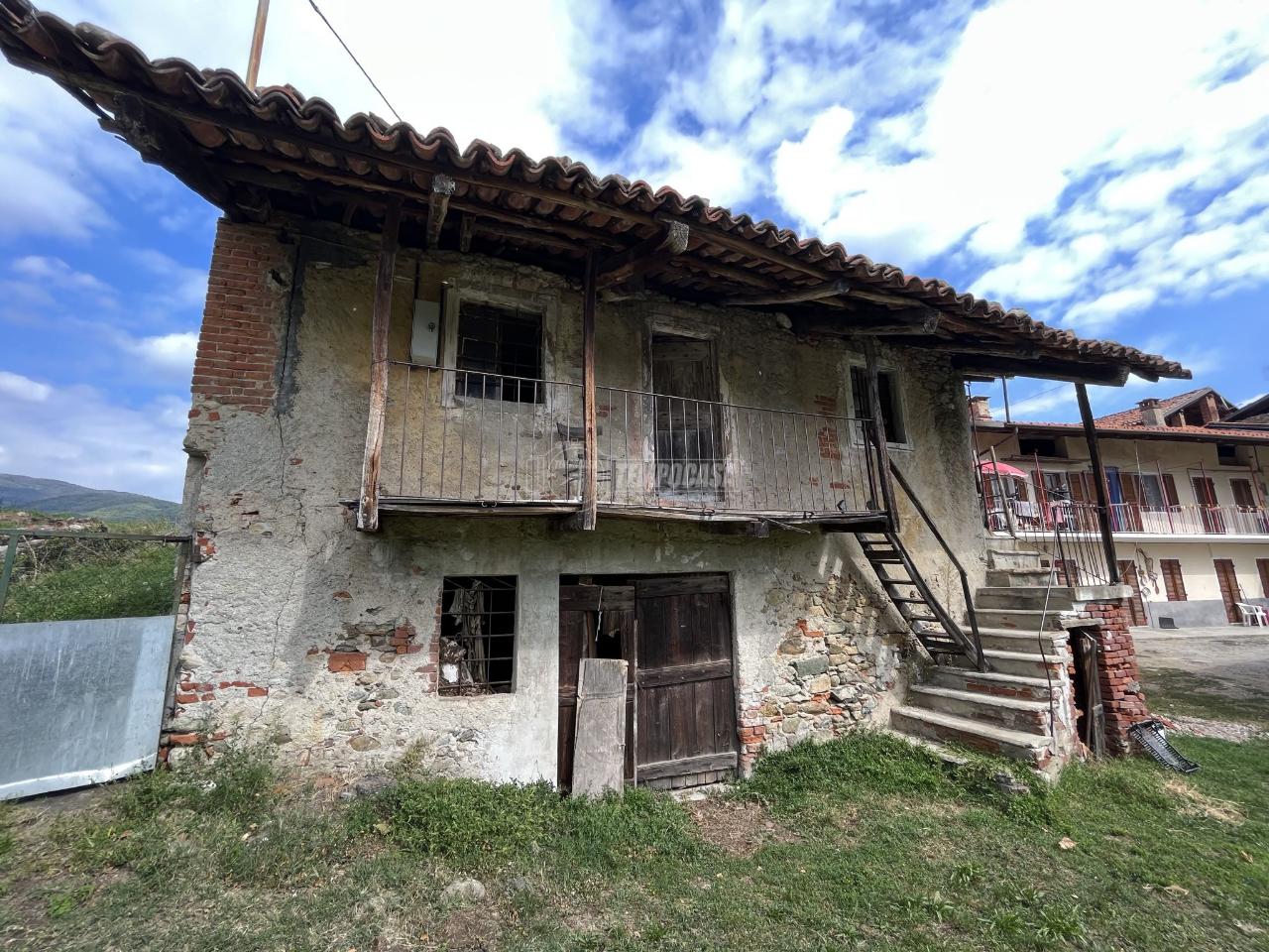 Rustico in vendita a Giaveno