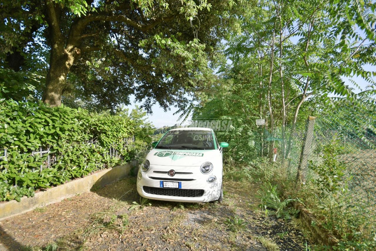 Rustico in vendita a Osimo