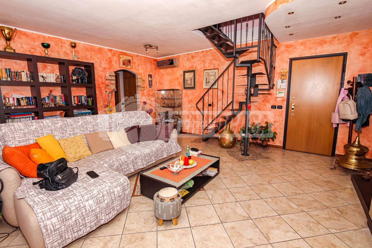 Appartamento in vendita a Spino D'Adda