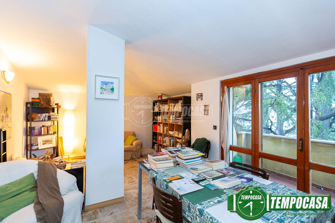 Appartamento in vendita a Crespiatica