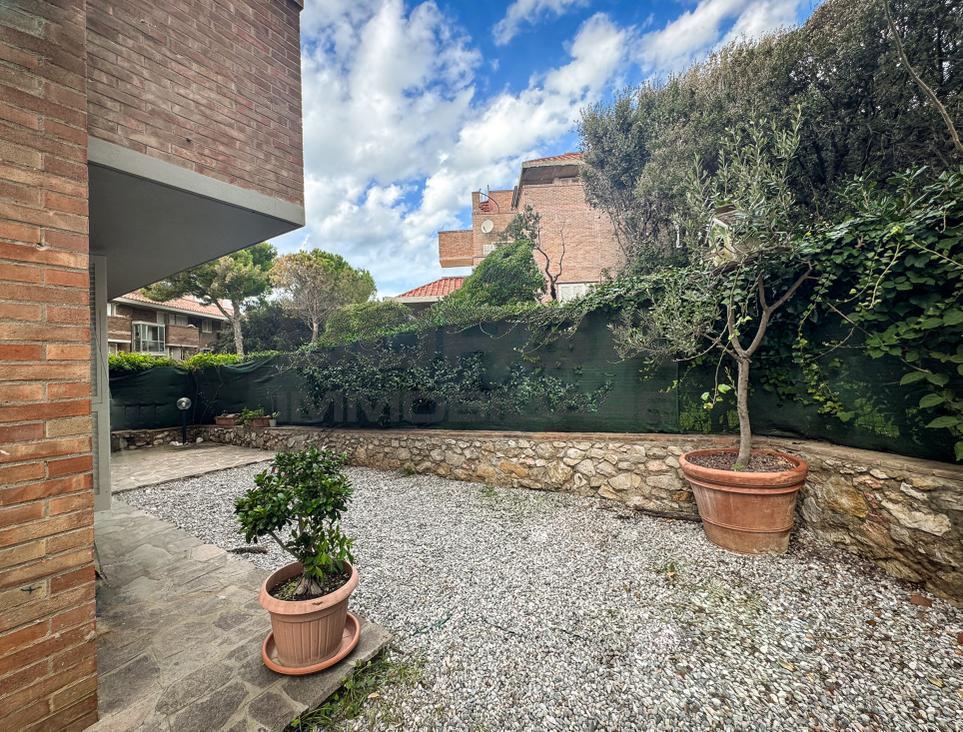 Appartamento in vendita a Livorno