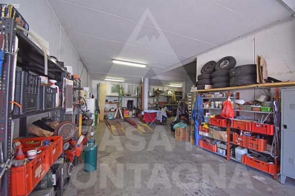 Magazzino in vendita a Castello Molina Di Fiemme