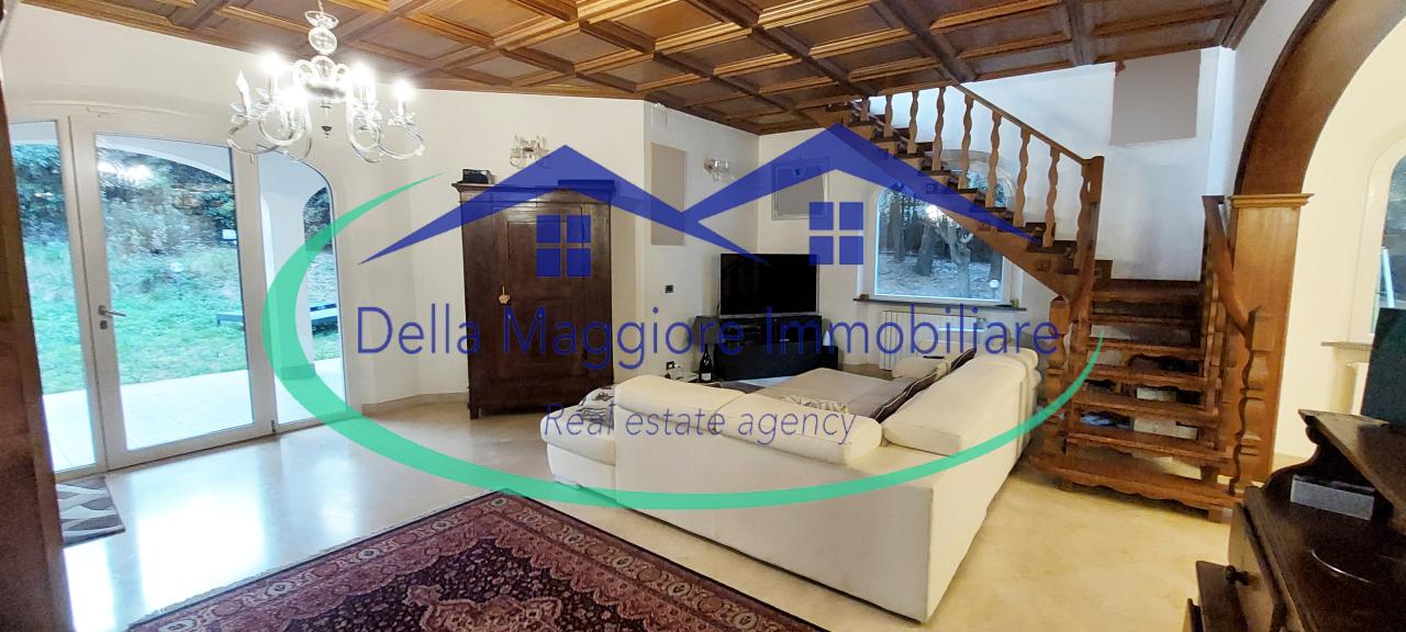 Villa in vendita a Livorno