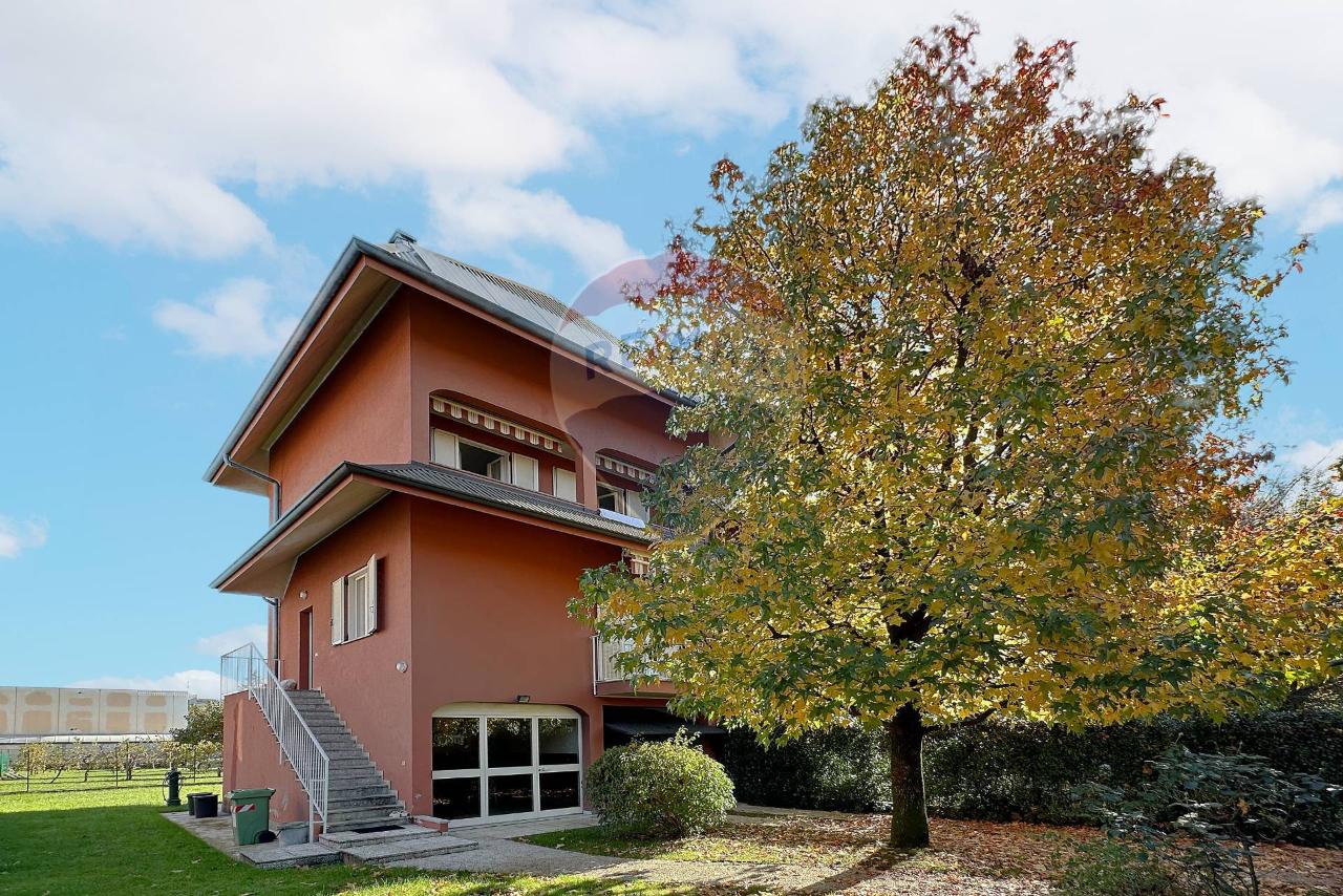 Villa in vendita a Cambiago