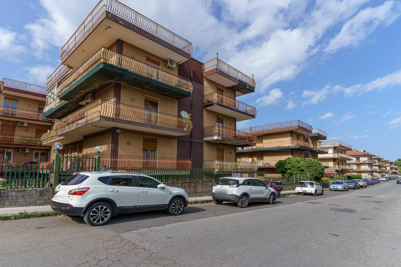 Appartamento in vendita a Aci Catena