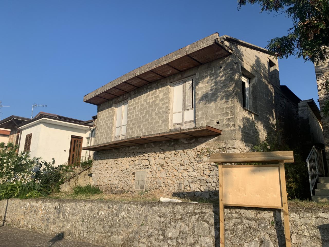 Rustico in vendita a Trentinara