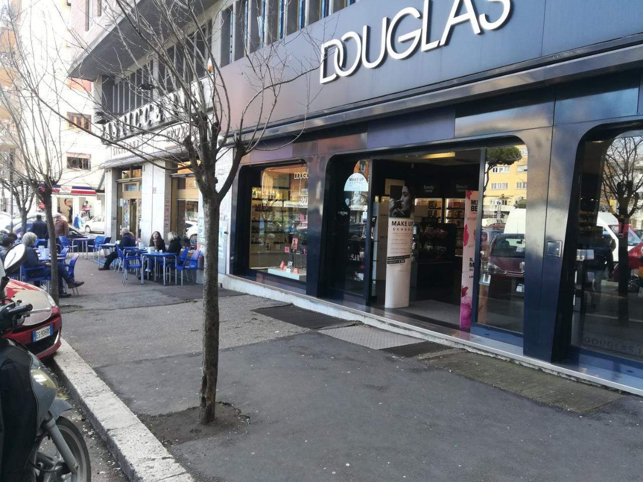 Negozio in affitto a Roma