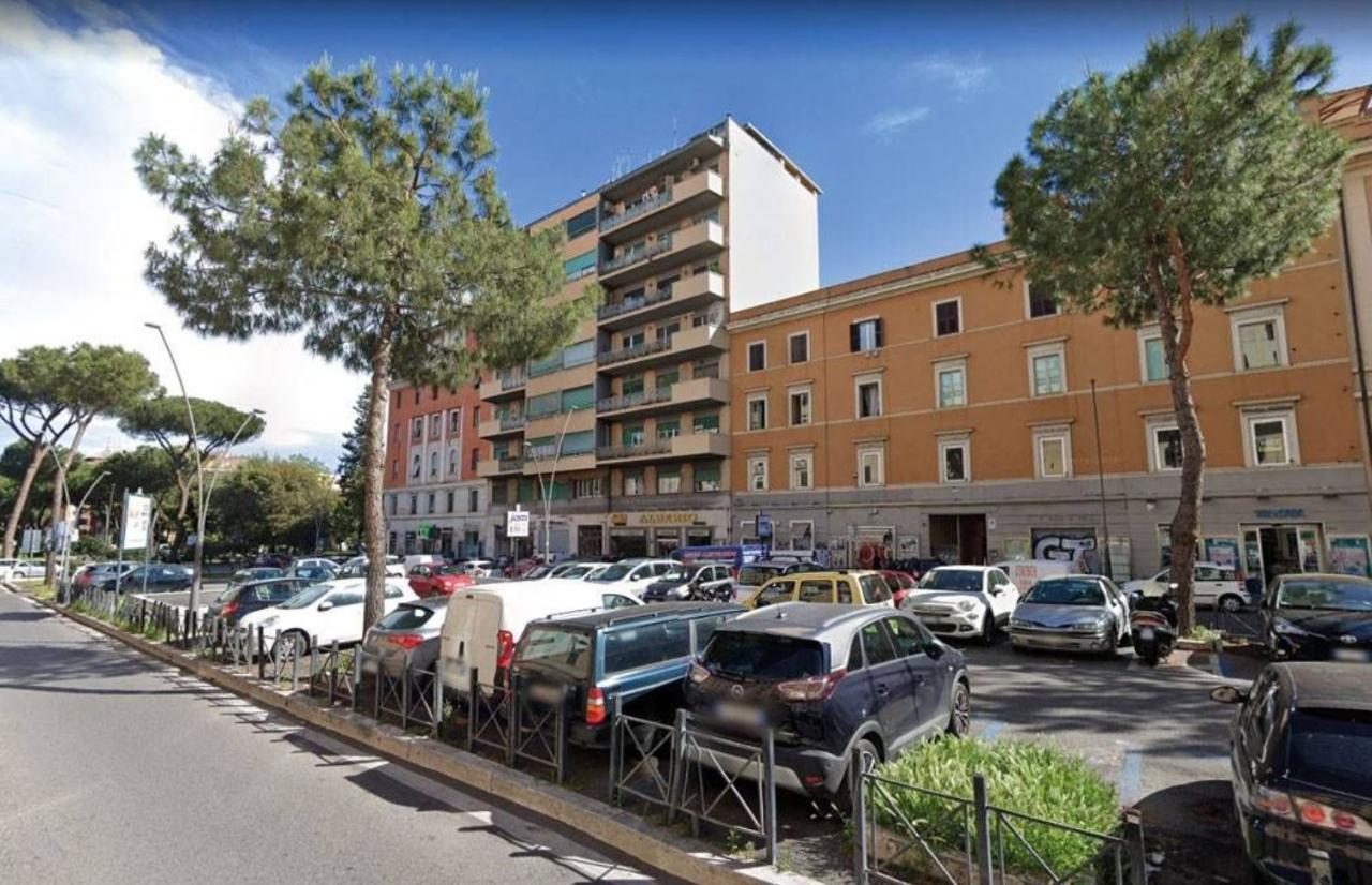 Negozio in vendita a Roma