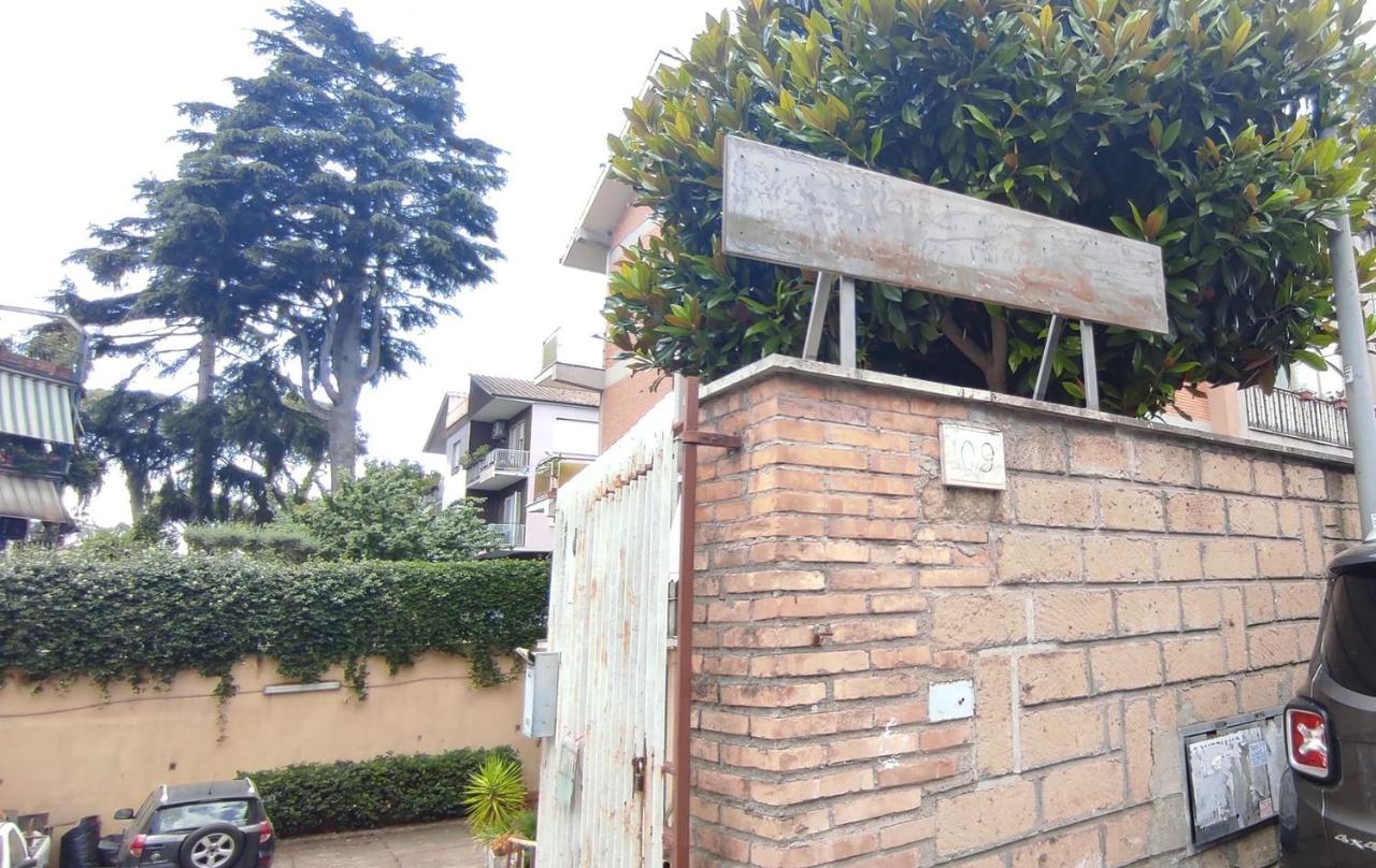 Negozio in affitto a Roma