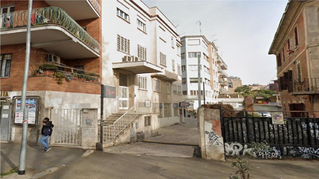 Negozio in affitto a Roma