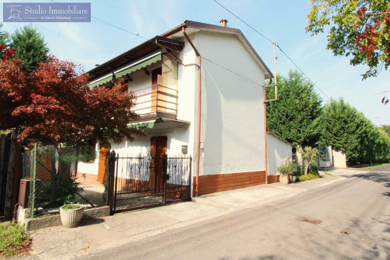 Appartamento in vendita a Rea