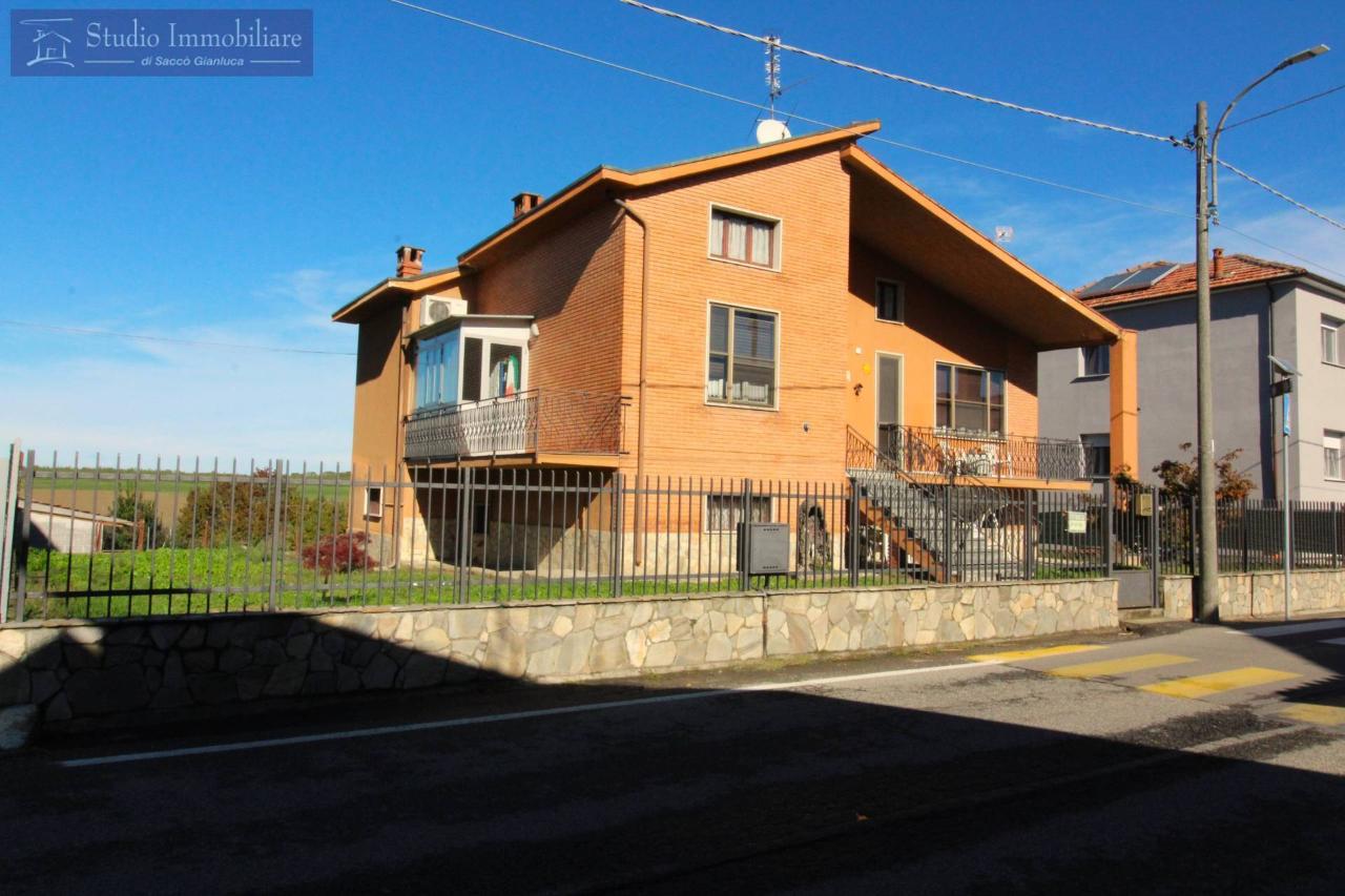 Villa in vendita a Bastida Pancarana