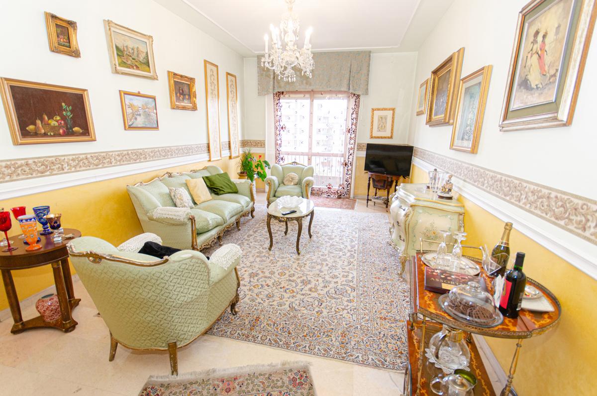 Appartamento in vendita a Monza