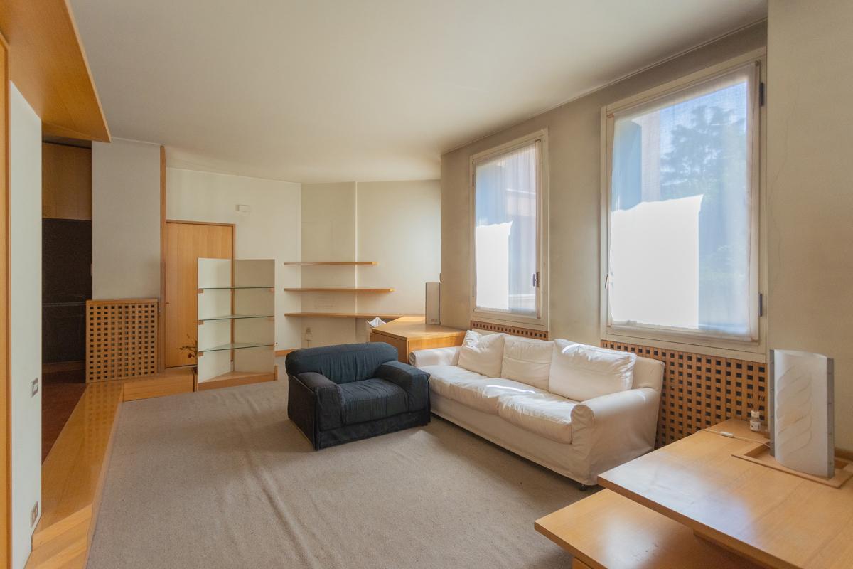 Appartamento in vendita a Monza