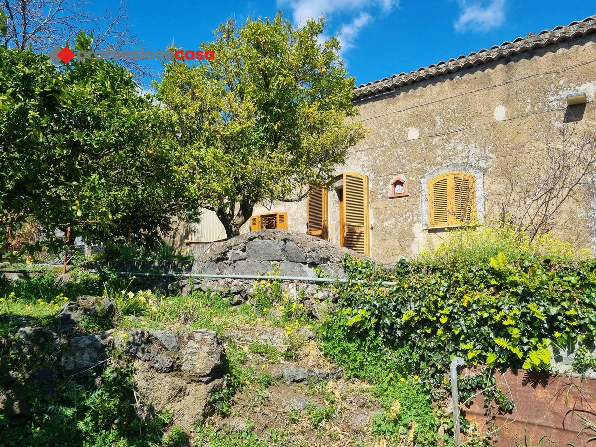 Villa in vendita a Trecastagni