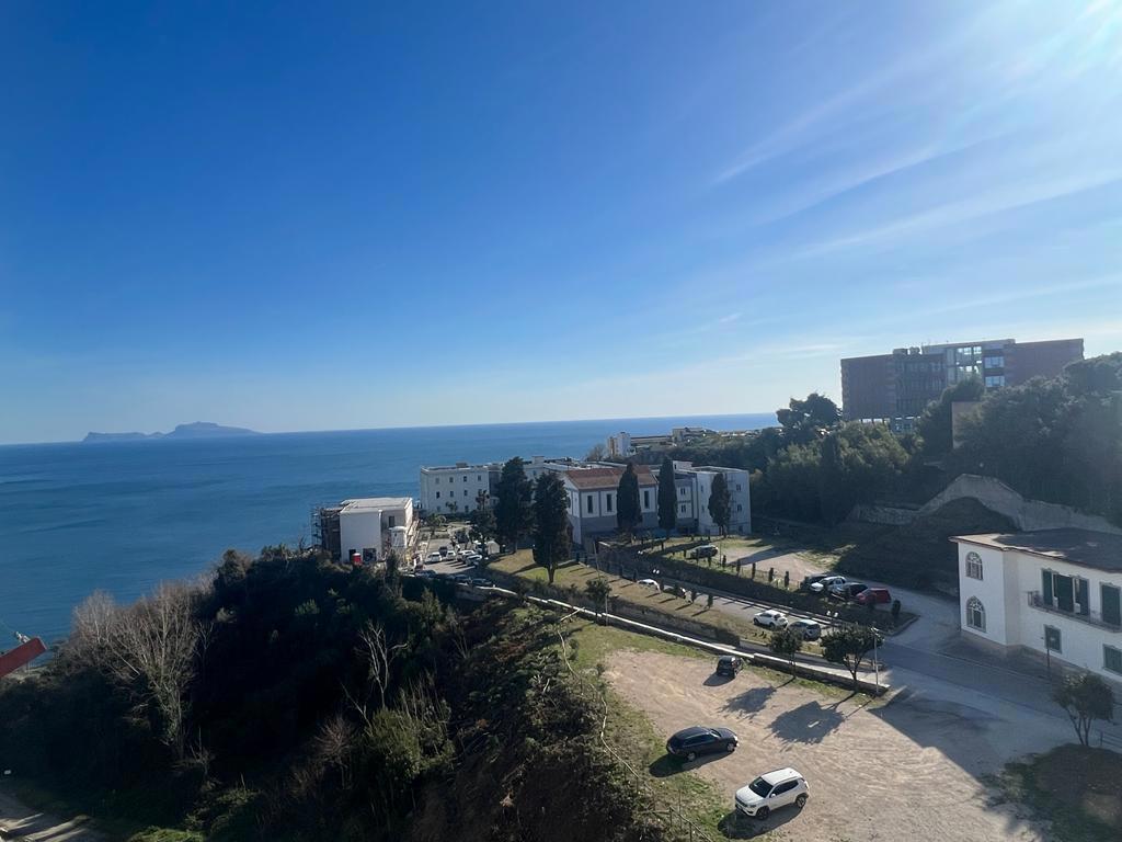 Appartamento in vendita a Pozzuoli