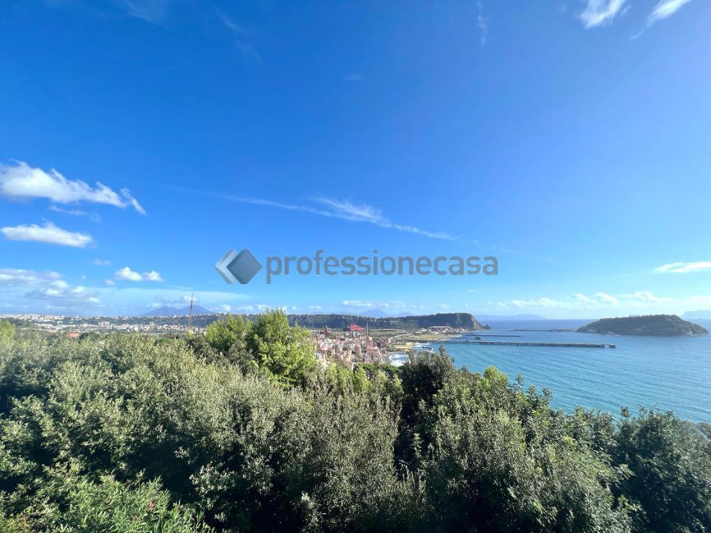 Appartamento in vendita a Pozzuoli