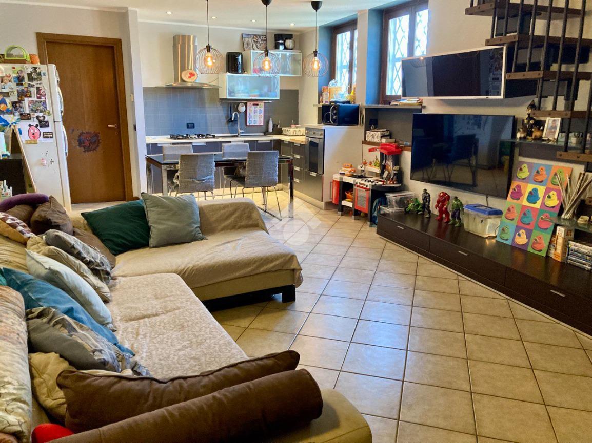 Appartamento in vendita a Vaprio D'Adda