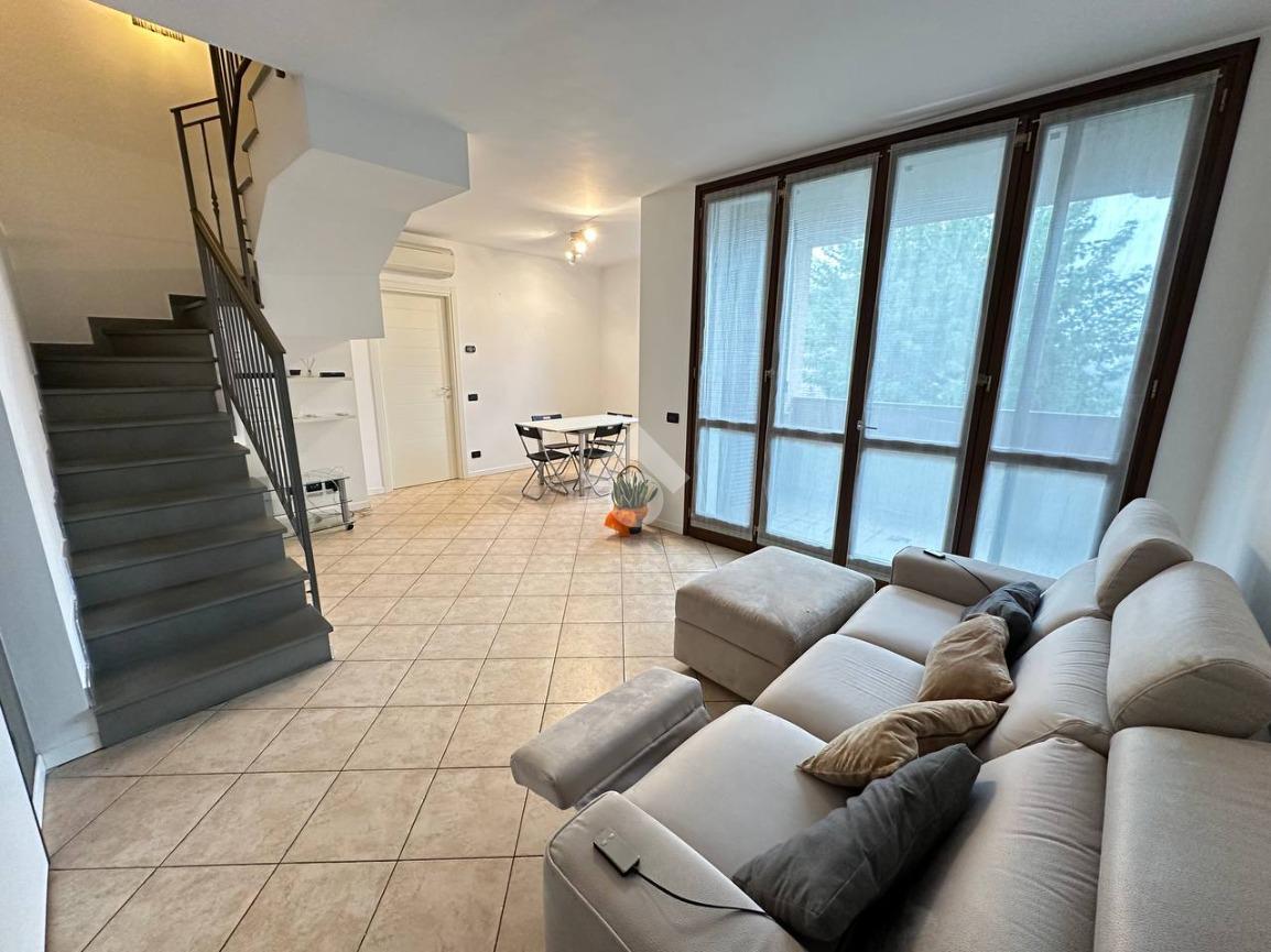 Appartamento in vendita a Vaprio D'Adda