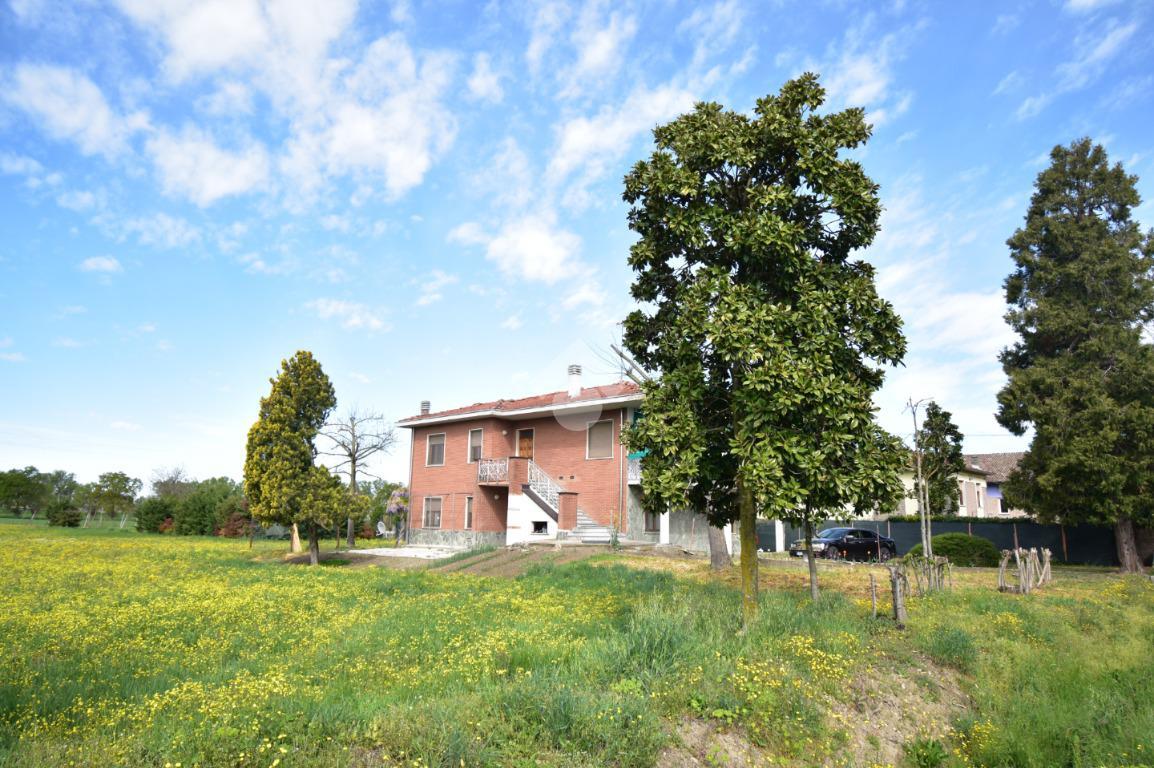 Villa in vendita a Fontevivo