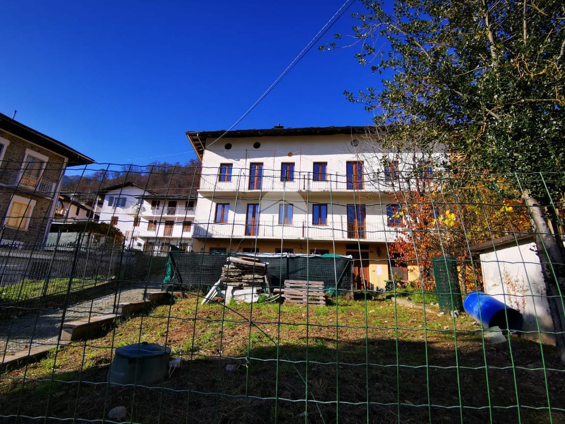 Trilocale in Località La Villa 5, Traves