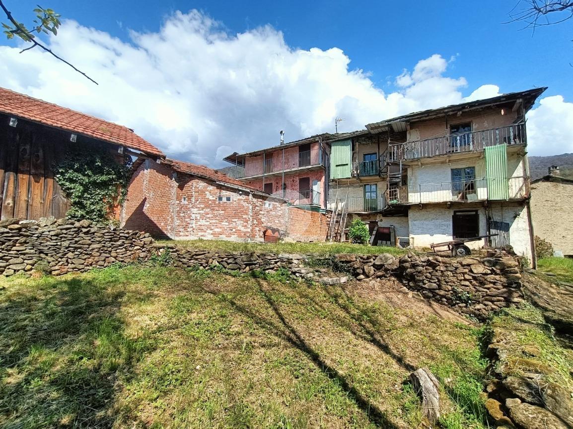 Rustico in vendita a Coassolo Torinese