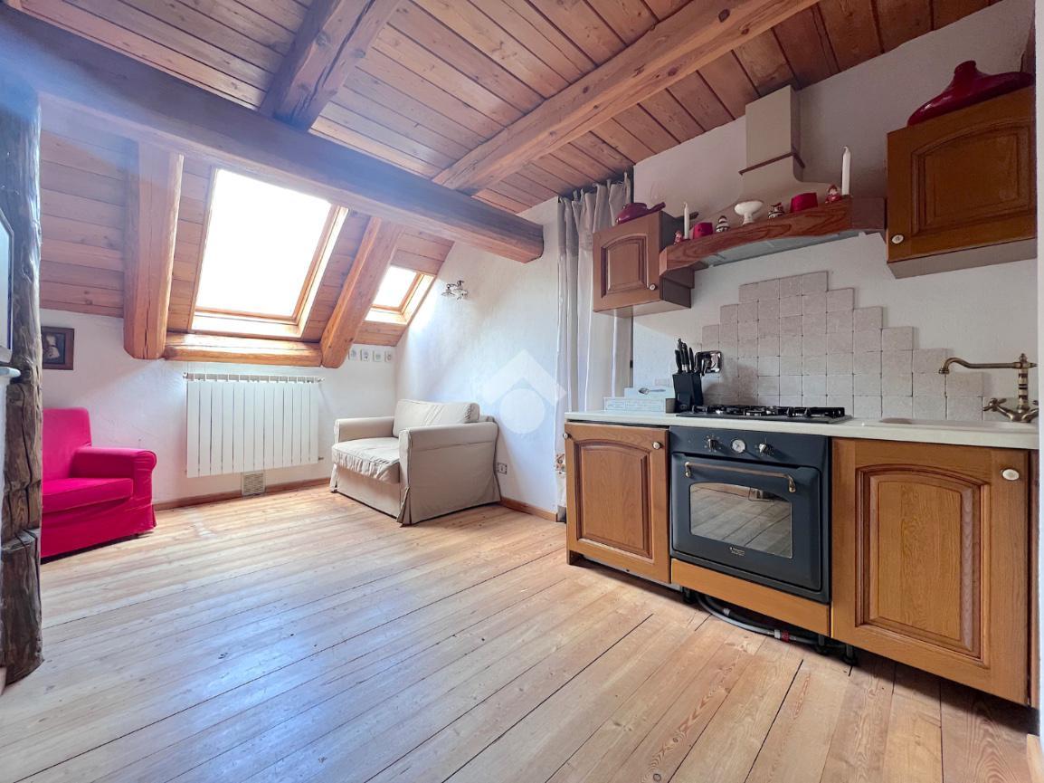 Appartamento in vendita a Sauze Di Cesana