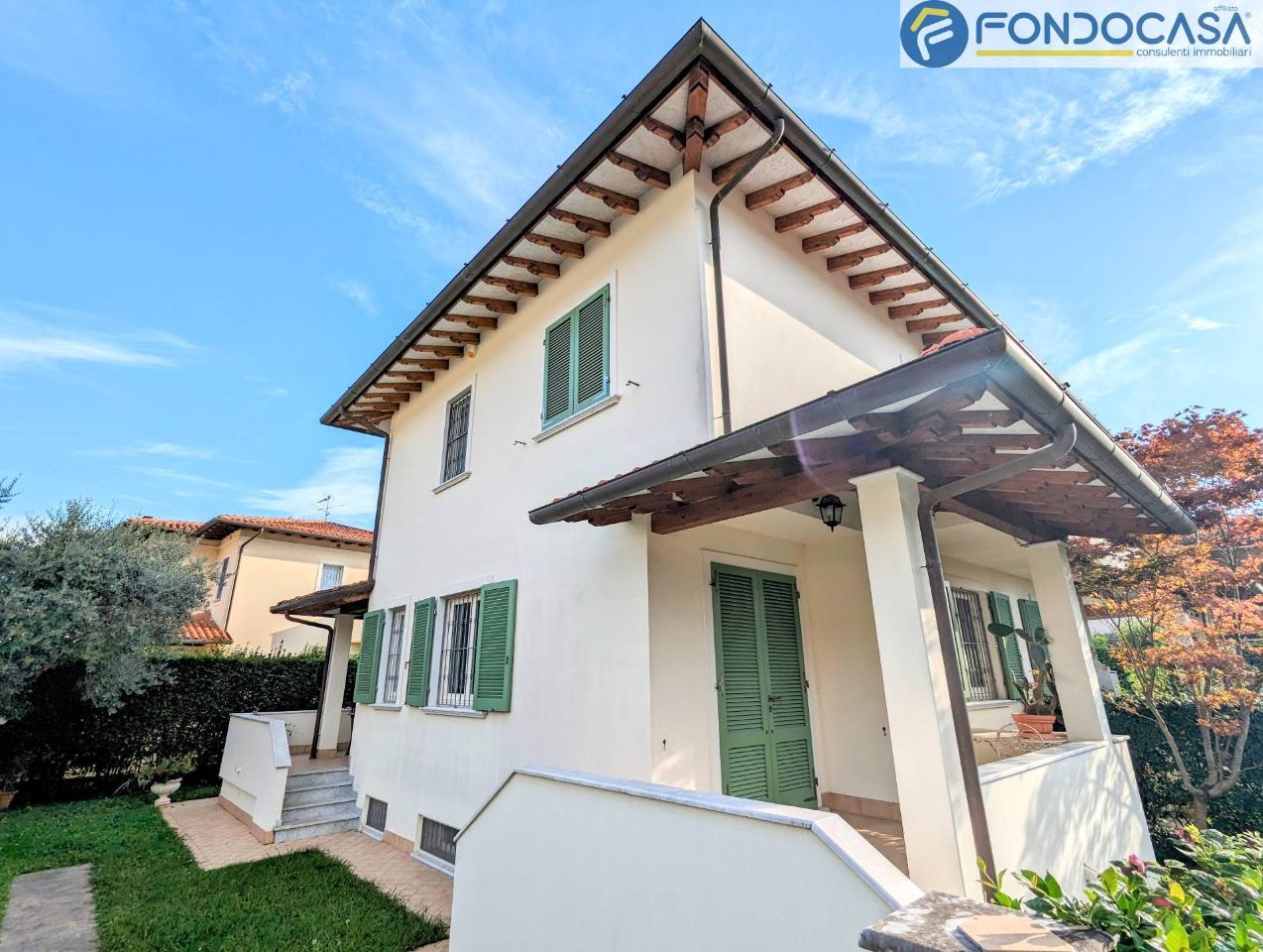 Villa in vendita a Pietrasanta