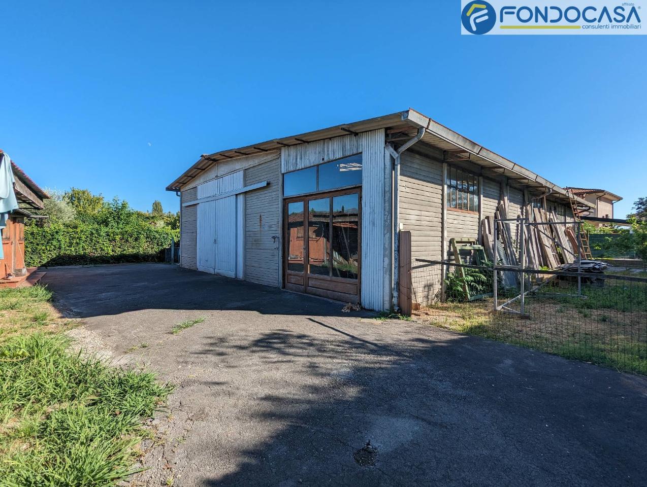 Terreno edificabile in vendita a Pietrasanta