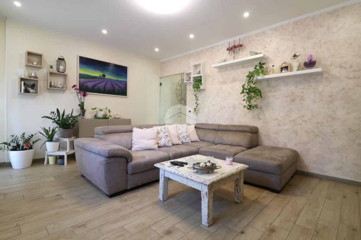 Casa indipendente in vendita a Rho