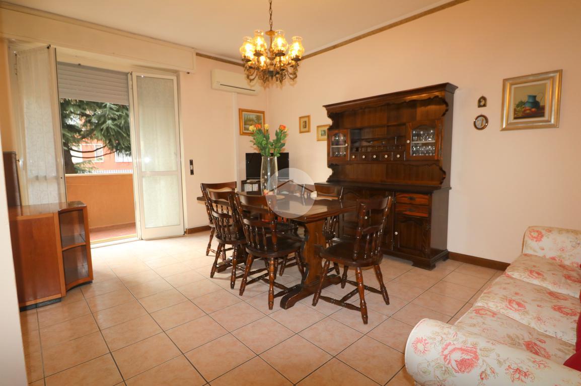 Appartamento in vendita a Rho