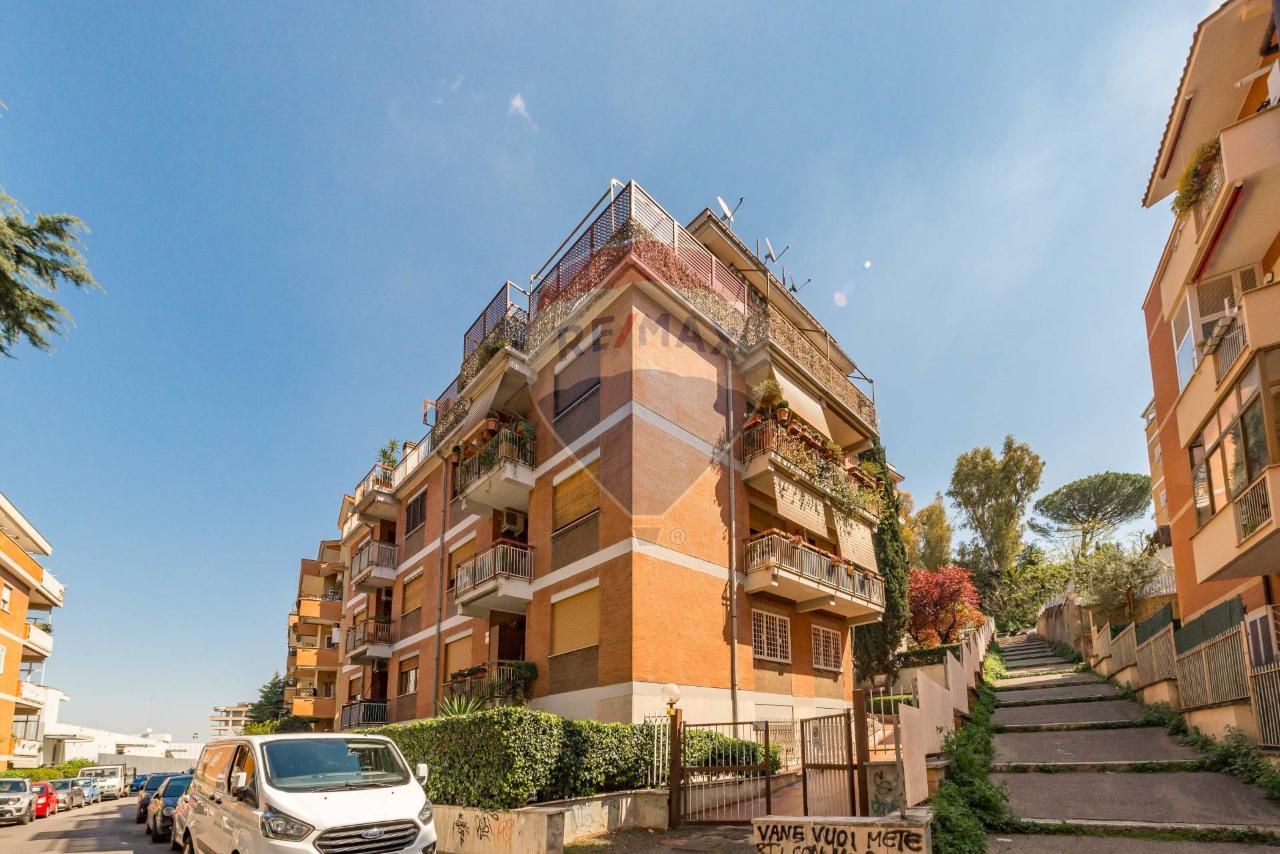 Appartamento in vendita a Roma