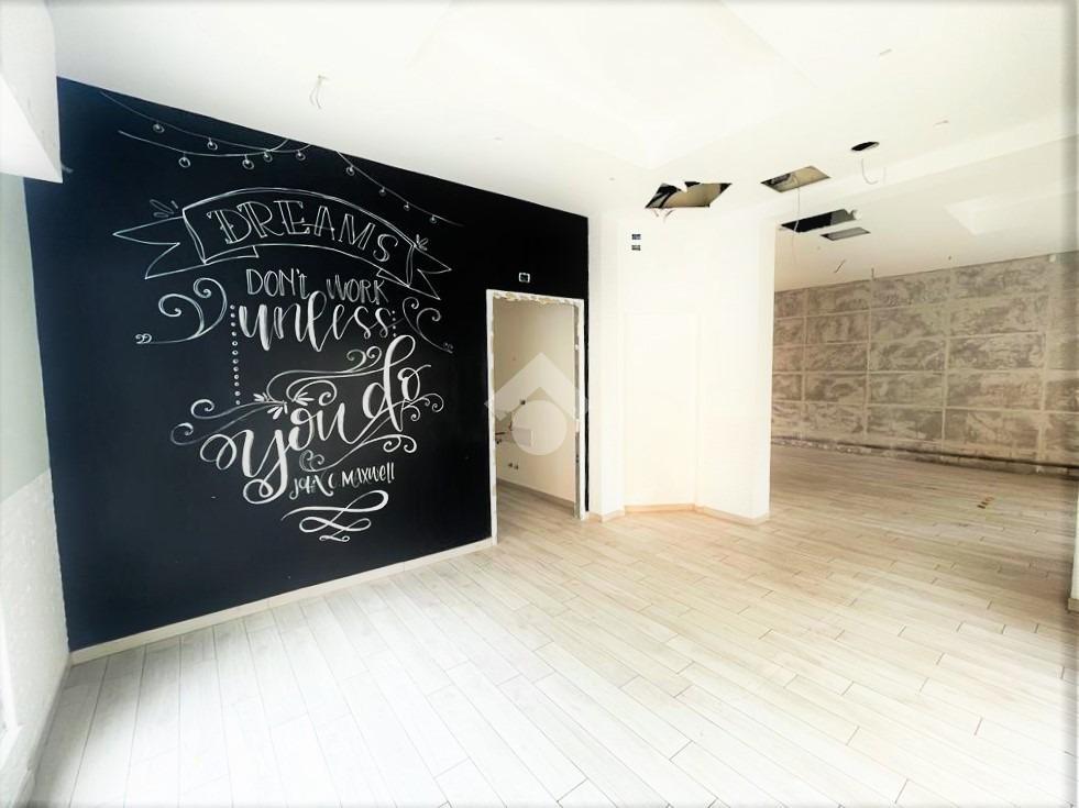 Negozio in vendita a Rimini