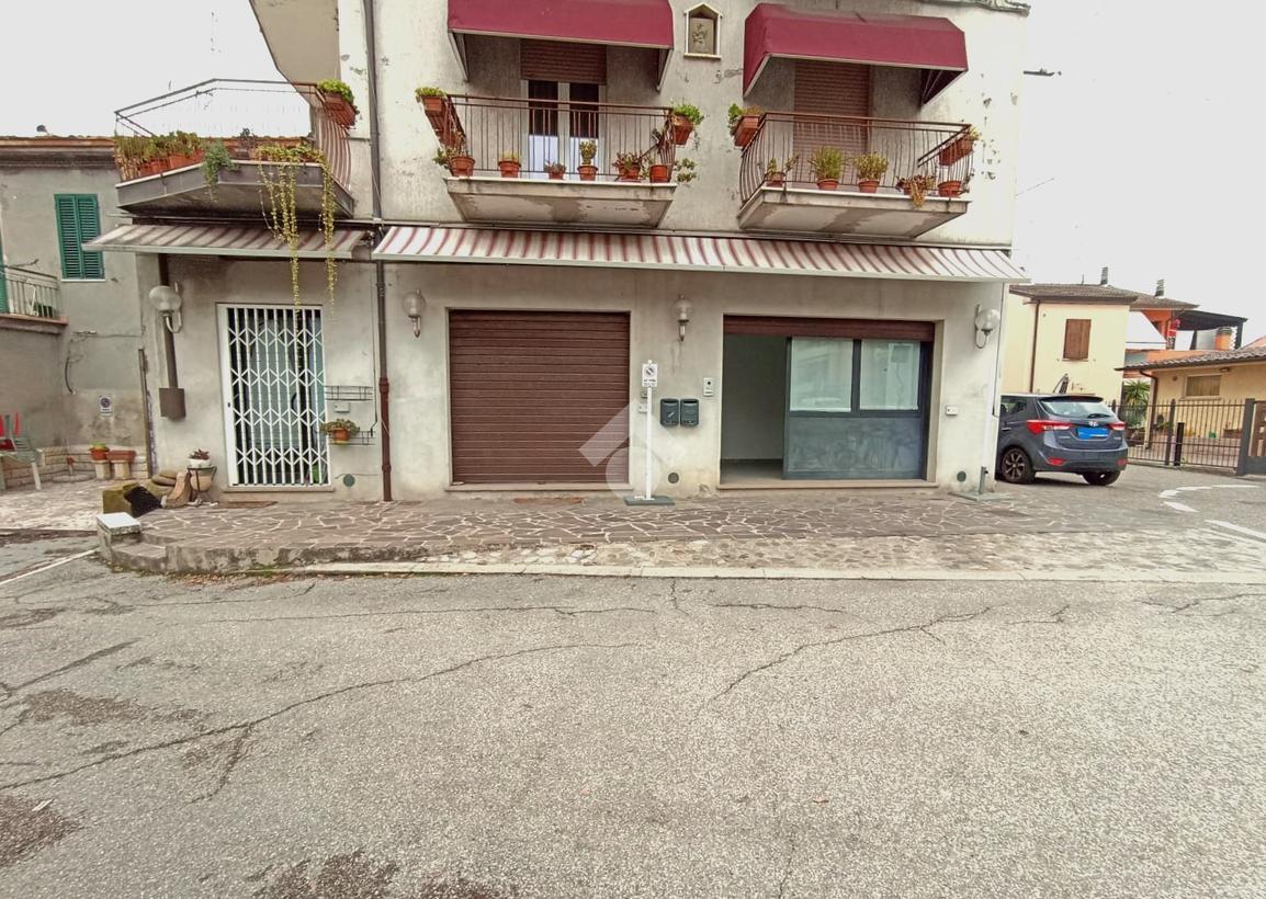 Negozio in affitto a Rimini