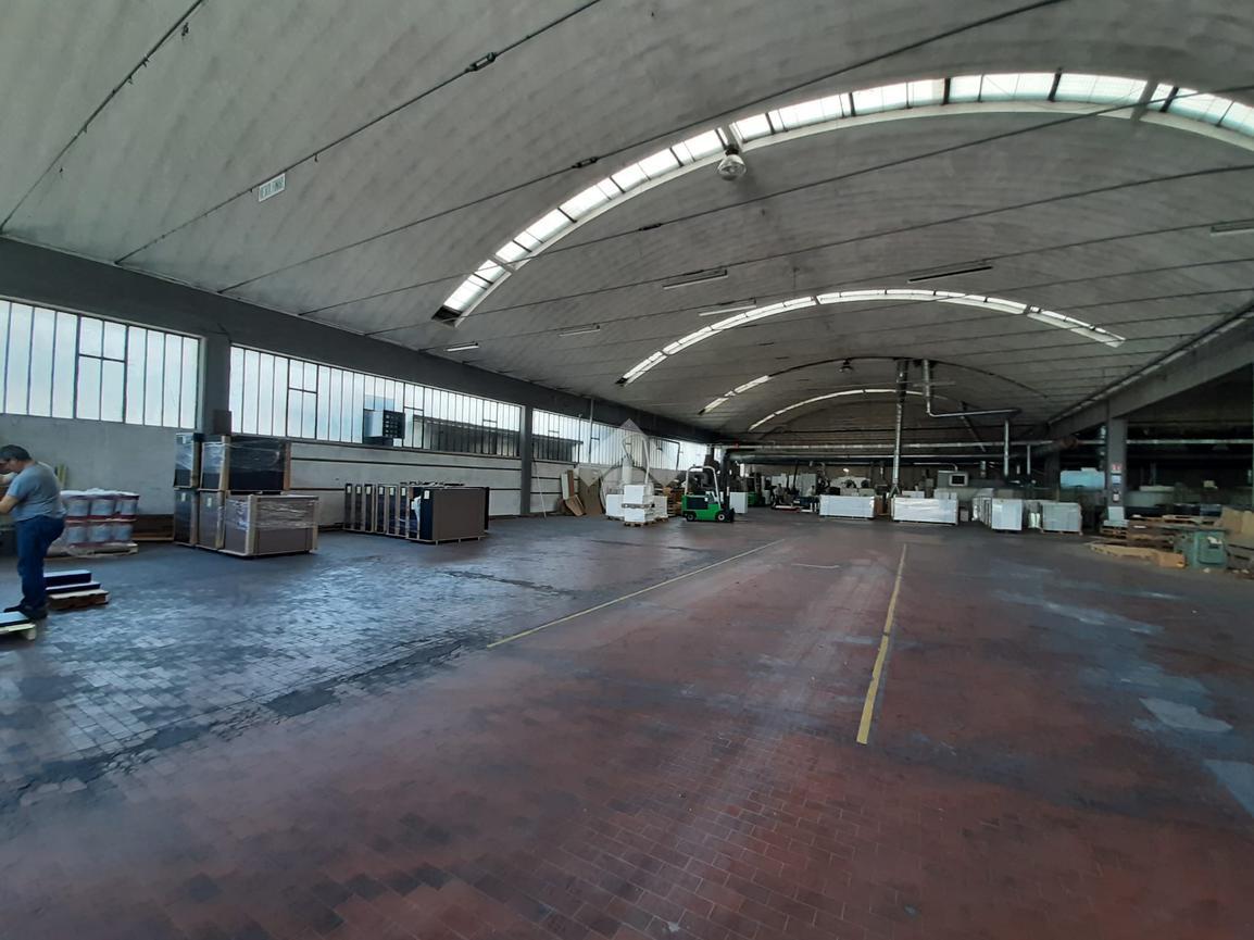 Capannone in vendita a Mombaroccio