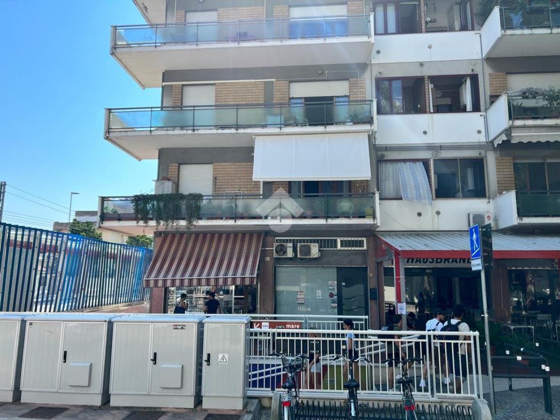 Negozio in vendita a Rimini