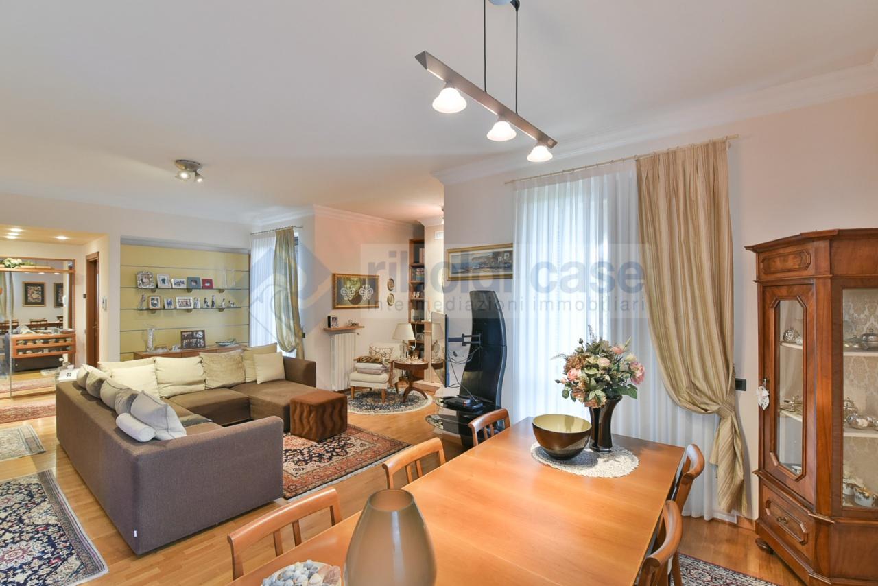 Attico in vendita a Seregno