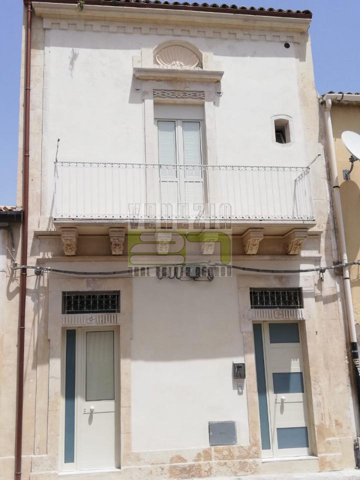 Casa indipendente in vendita a Noto