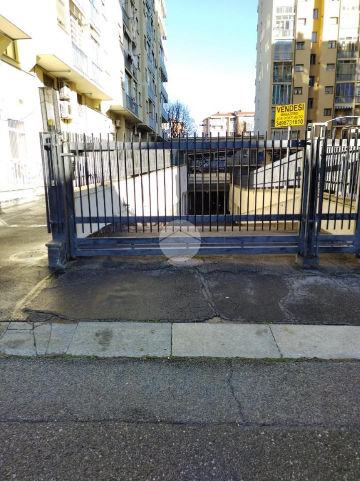 Magazzino in vendita a Grugliasco