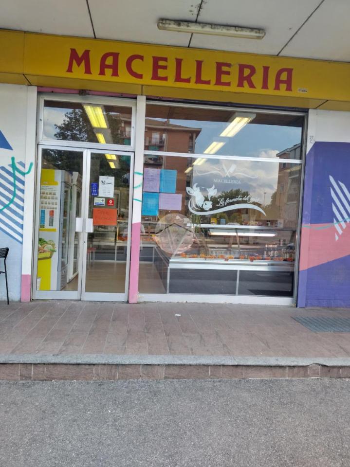 Negozio in vendita a Collegno
